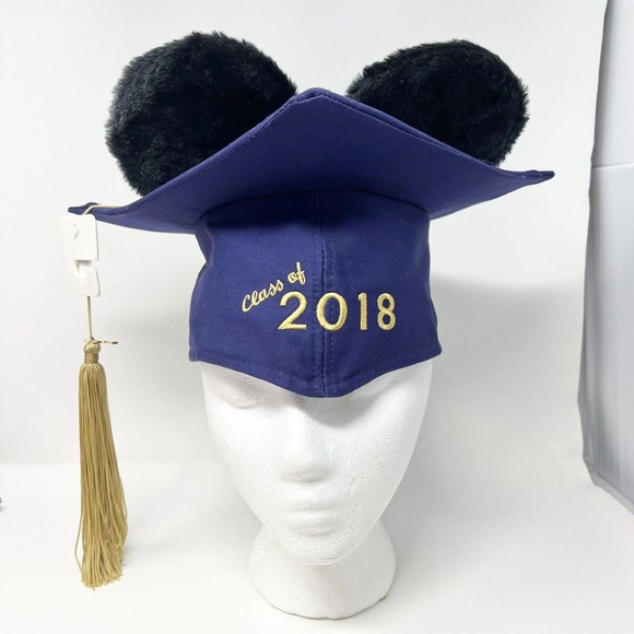 Disney | Accessories | New Disney Class Of 28 Mickey Mouse Graduation ...